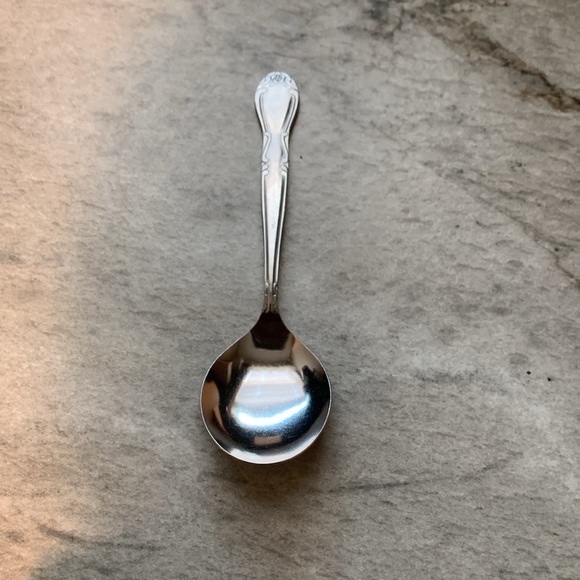 Oneida | Dining | Oneida China Spoon | Poshmark